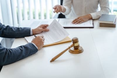 Who Can Ask Questions During A Deposition? - Deposition Academy ...